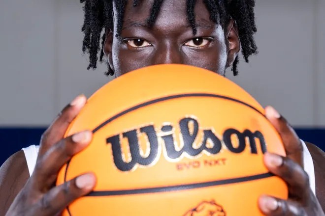 Drake basketball beats Northern Arizona to start Eric Henderson era ...